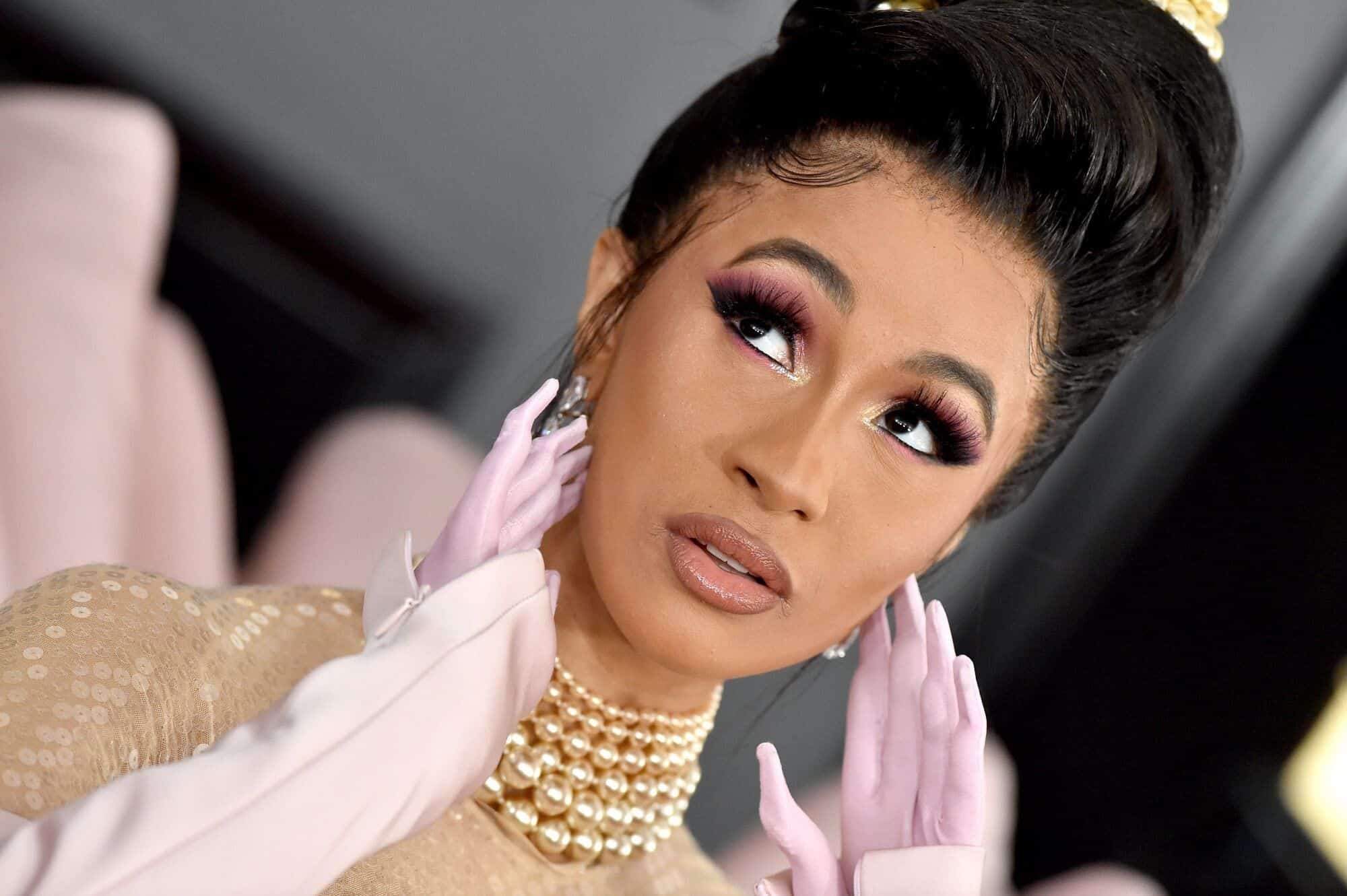 Cardi B é La Donna Dell'anno 2020 Billboard. Le 10 Cantanti Che Hanno ...